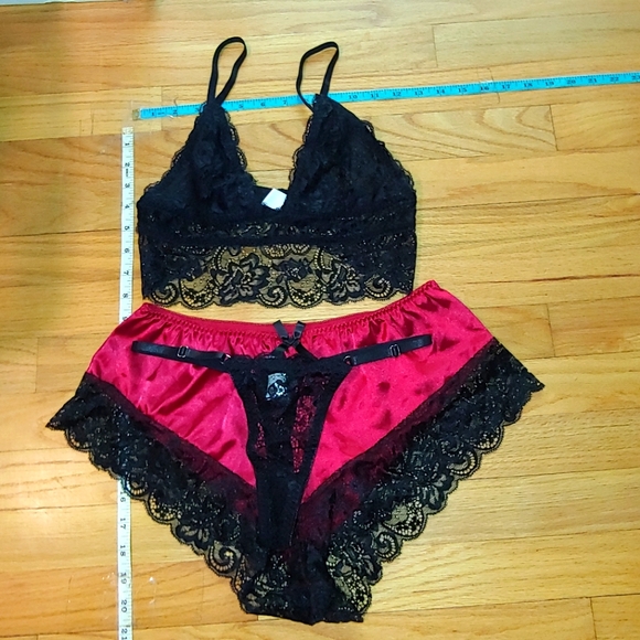 Intimates & Sleepwear | 3 Piece Lingerie Set Black Lace Red Satin ...